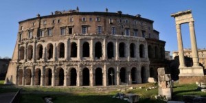 Maximus Value! Palace that resembles the Colosseum is up for sale in ...